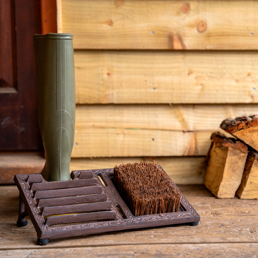 Cast Iron Boot Jack and Brush Welly Cleaner – Forge & Foundry Limited