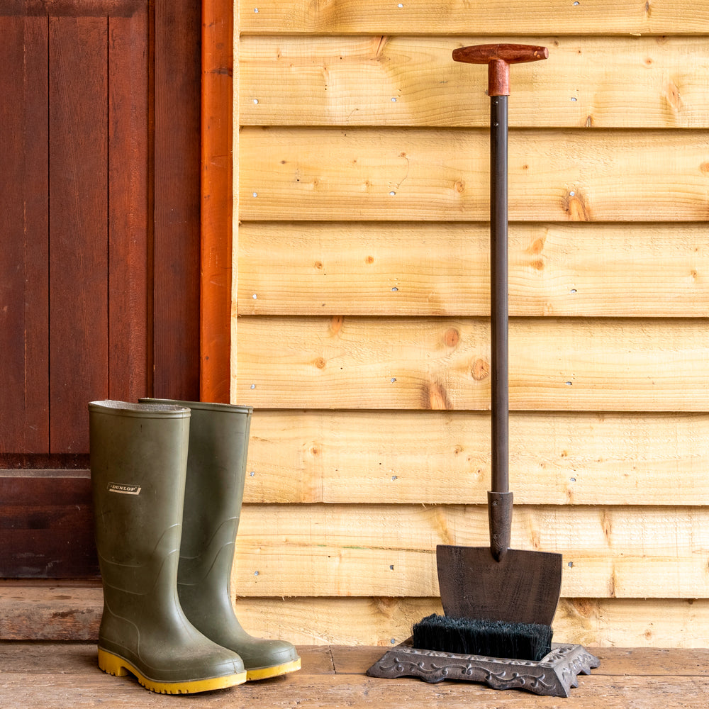Garden Spade Boot Scraper Brush – Forge & Foundry Limited